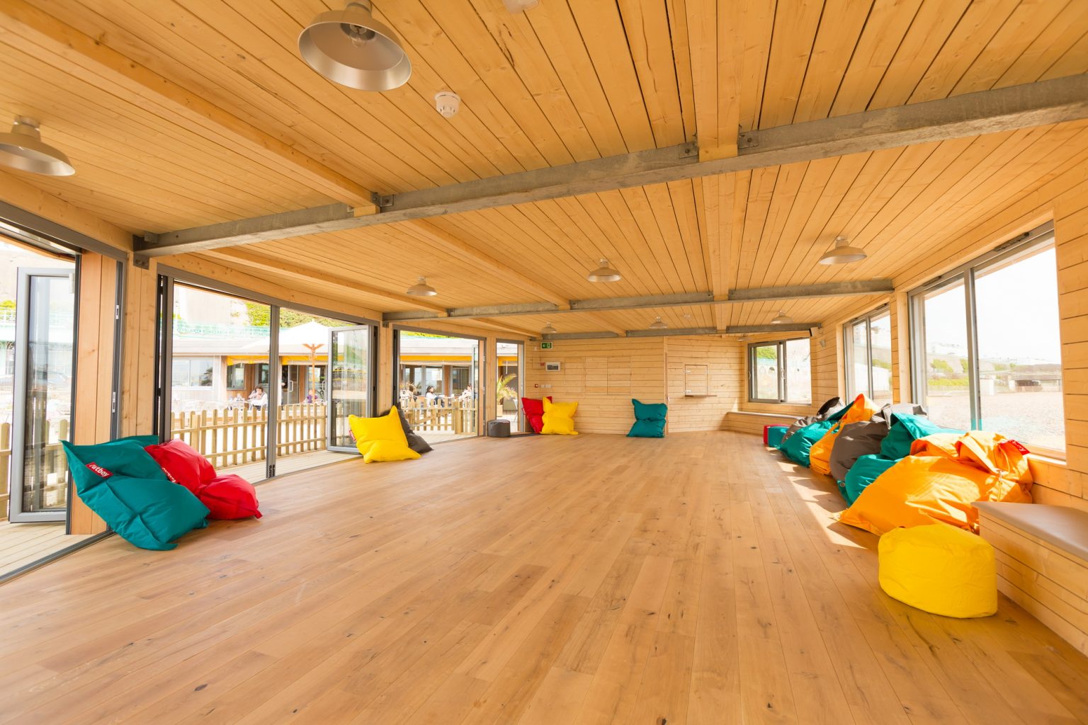 Yellowave Beach Sports Venue & Beach Cafe, Brighton